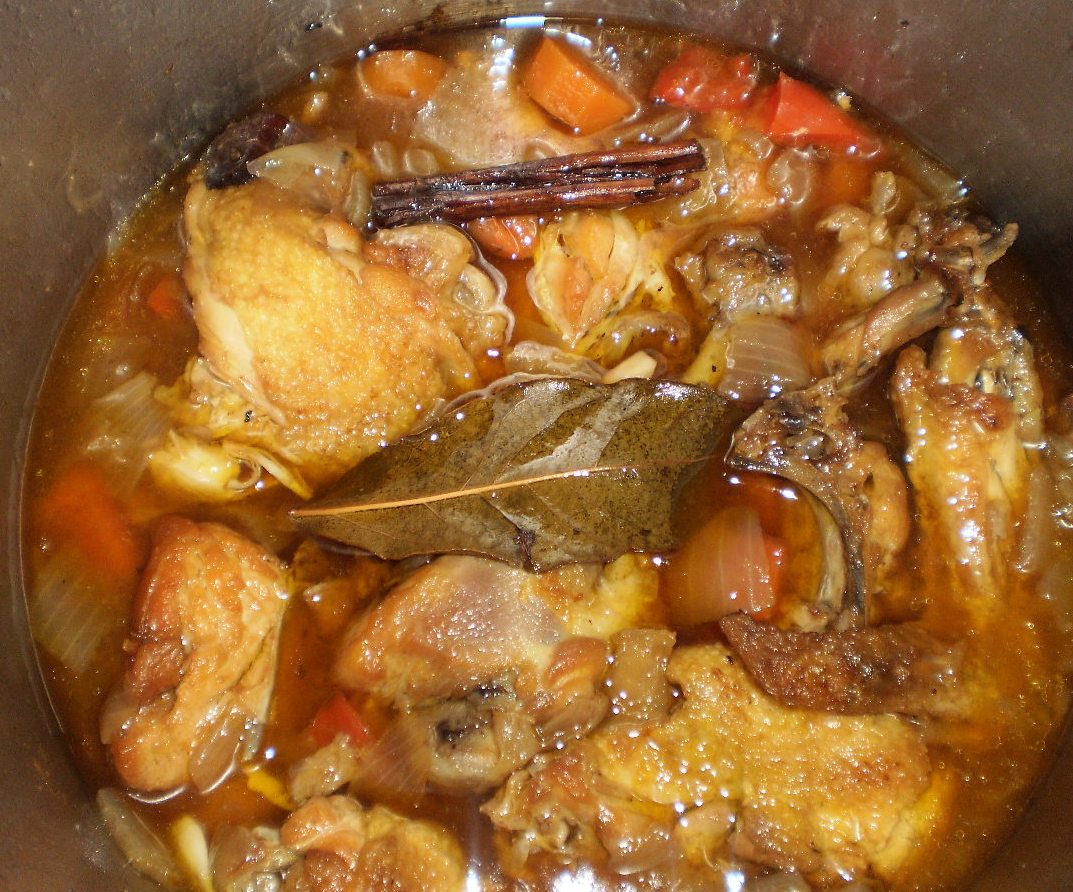 COCINA SIN TONTERIAS: Pollo de corral guisado al brandy