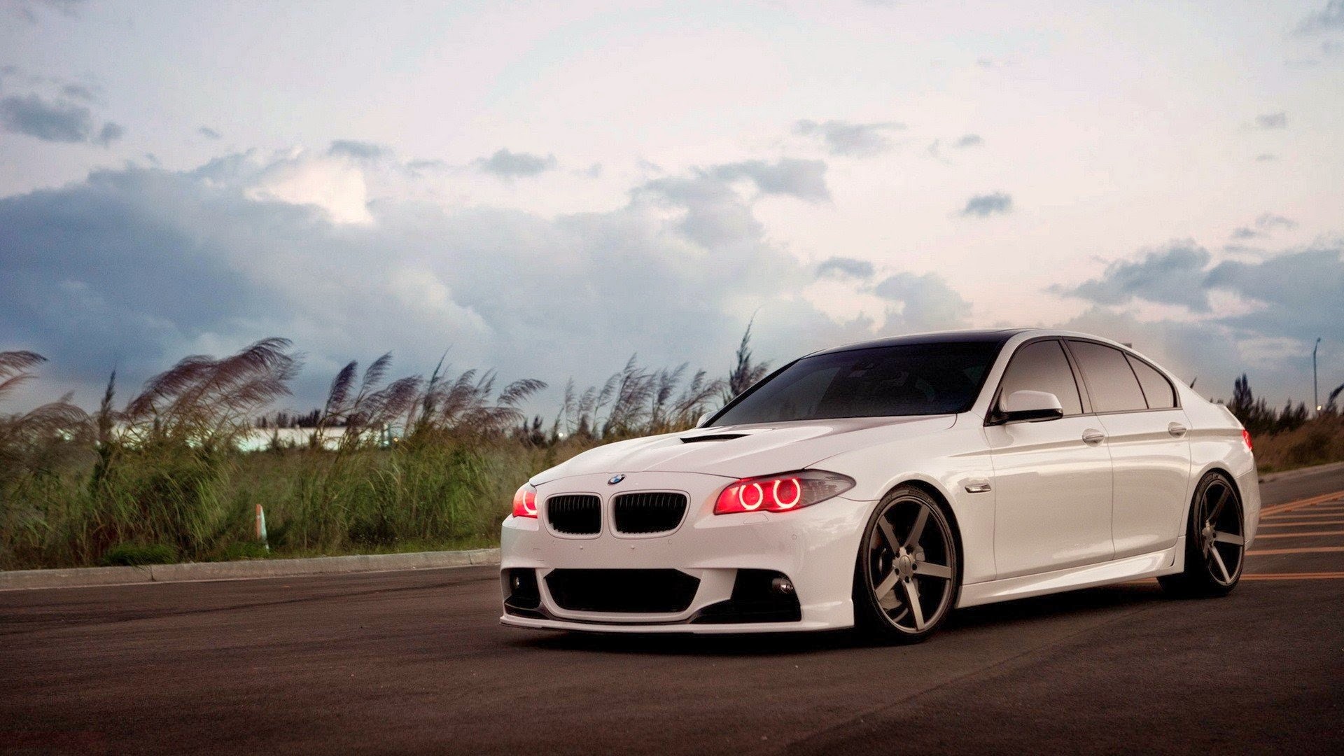 BMW M5 Tuniado luces modificadas | Carros USA