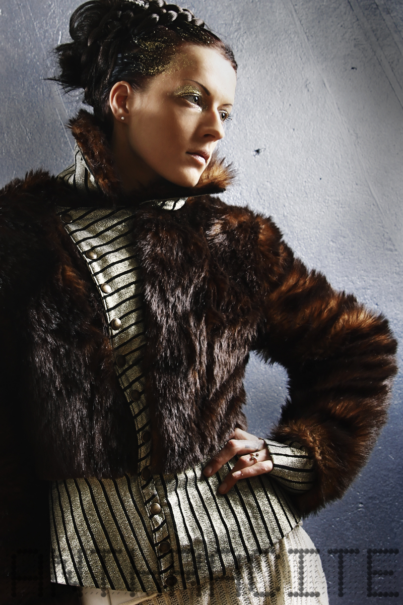 The Pretty Pink Arsenal: Baby, It's Cold... - Cozy Coats That Confront ...