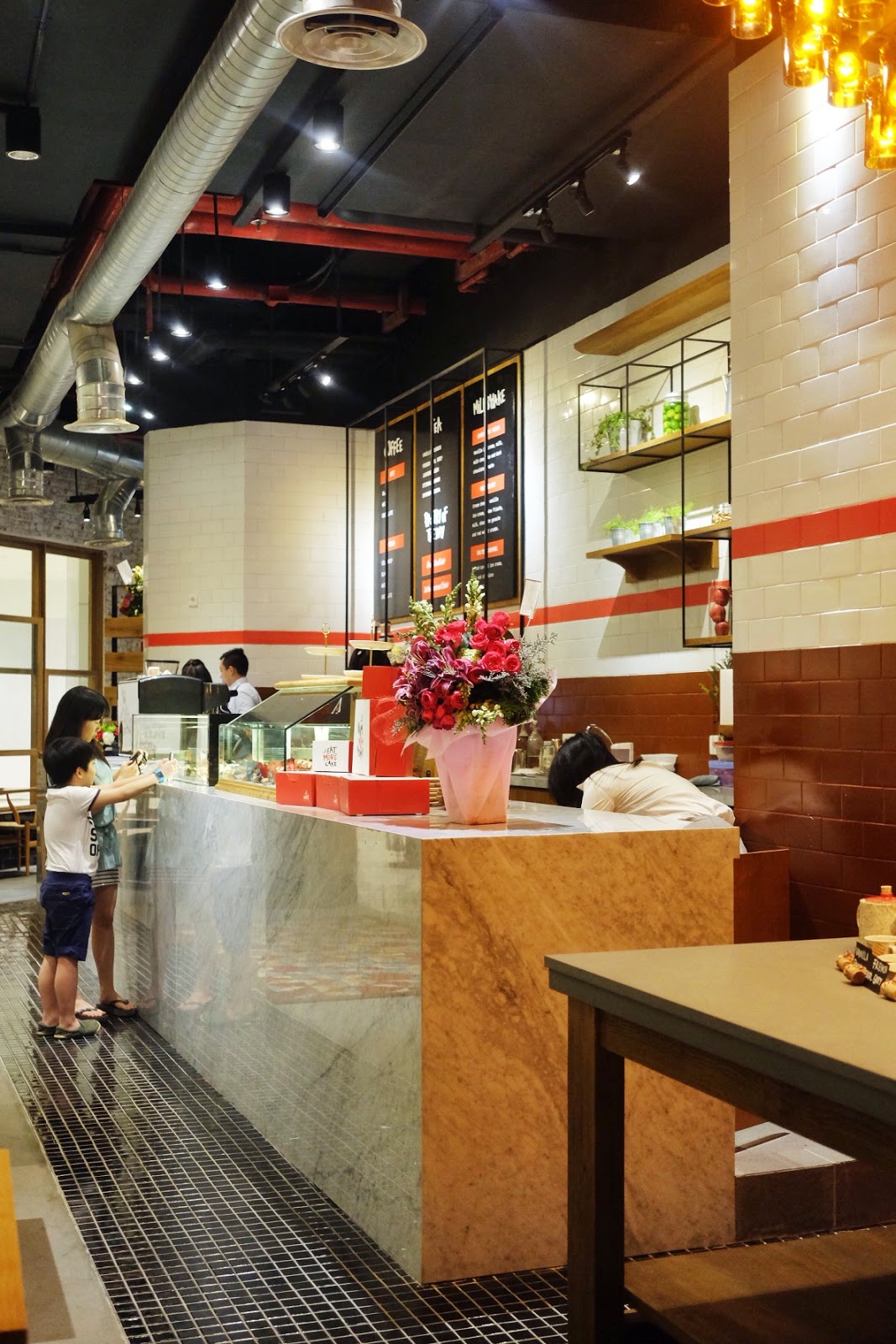 Ivy's Life: NOMZ Kitchen & Pastry Grand Indonesia