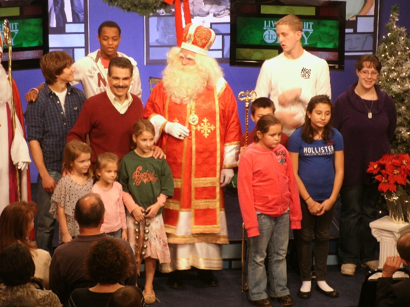 A Little Bit for God and His People: (134) Dr. Ray Guarendi to feature ...