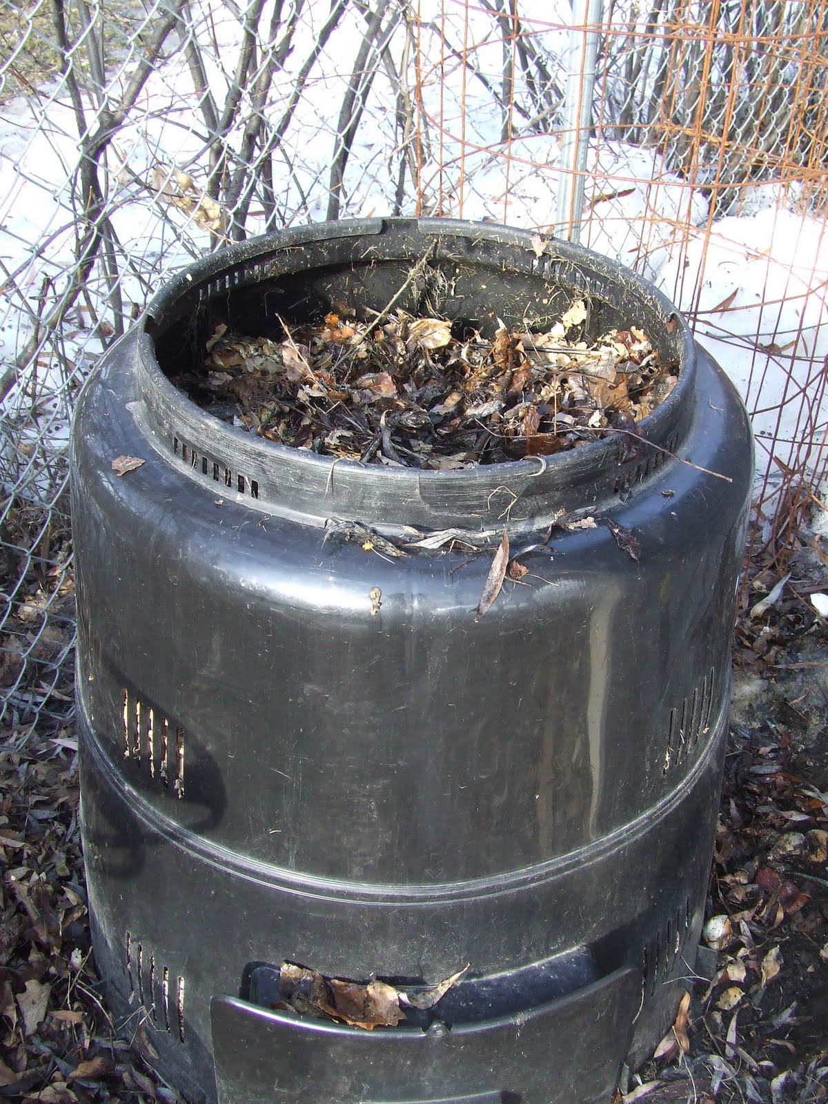 The Full Circle Gardener: Composting 101: Introduction