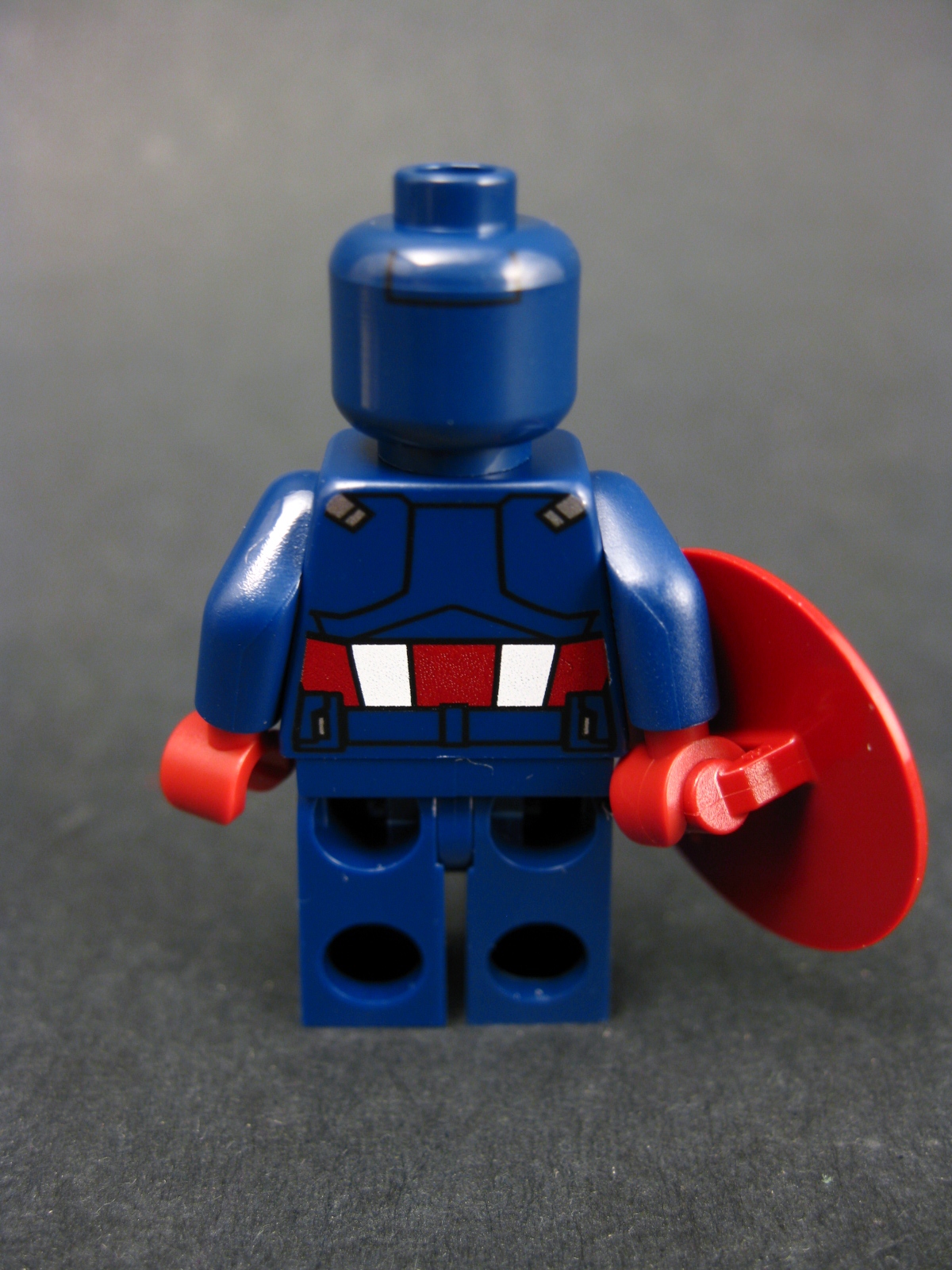 Chase Variant: Lego - The Avengers: Captain America's Avenging Cycle!