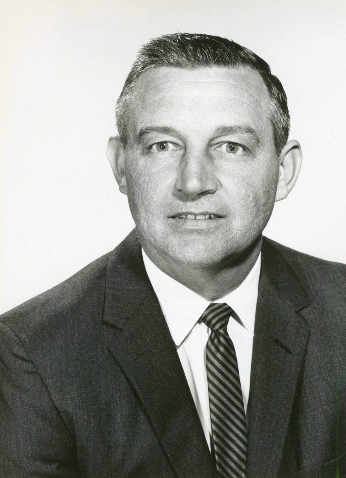 Once A Knight ...: Lambright, Part IV: Choosing the next coach