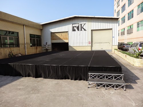 Portable stage and stage design: convenient folding stage for small show