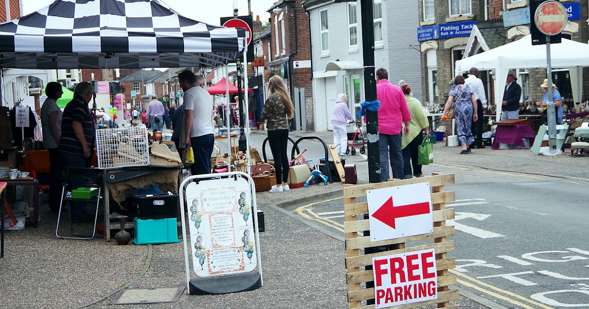Birds of the Heath: Stalham street market