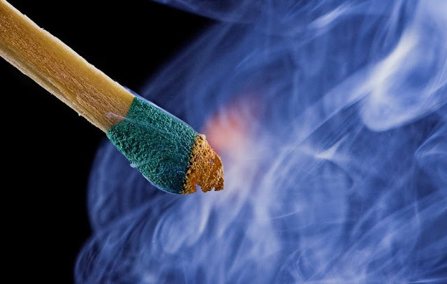 14 Stunning Macro Photography of Fire | ALL PHOTOZ