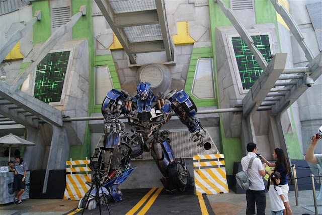 Miles of smiles: It's proven : The best attraction in USS | transformer ...