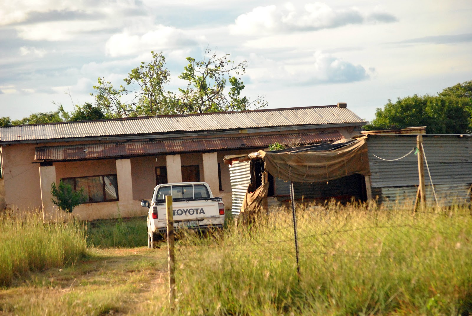 Morrelhasideas - Photography: Social Observation: Kanana - Northwest