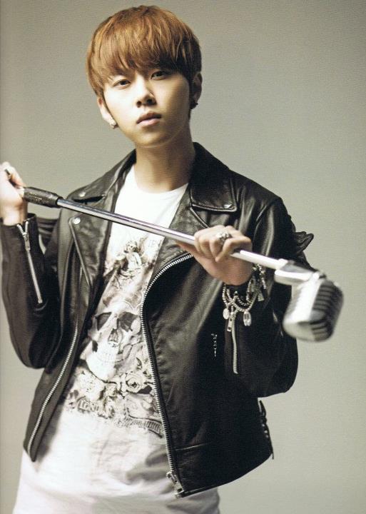 Lhola Lhollipop: [Profil] BEAST