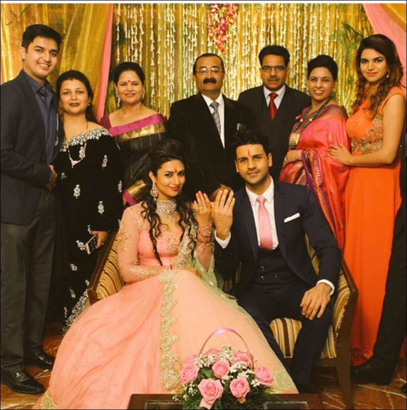 BIODATA Divyanka Tripathi Pemeran ishita di Serial Mohabbatein ANTV ...