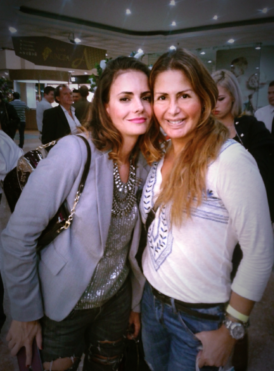 Connie Quintero: ¨Mi Banquillo¨