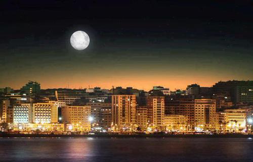 THE VIEW FROM FEZ: Moroccan Photo of the Day - Moon Over Tangier