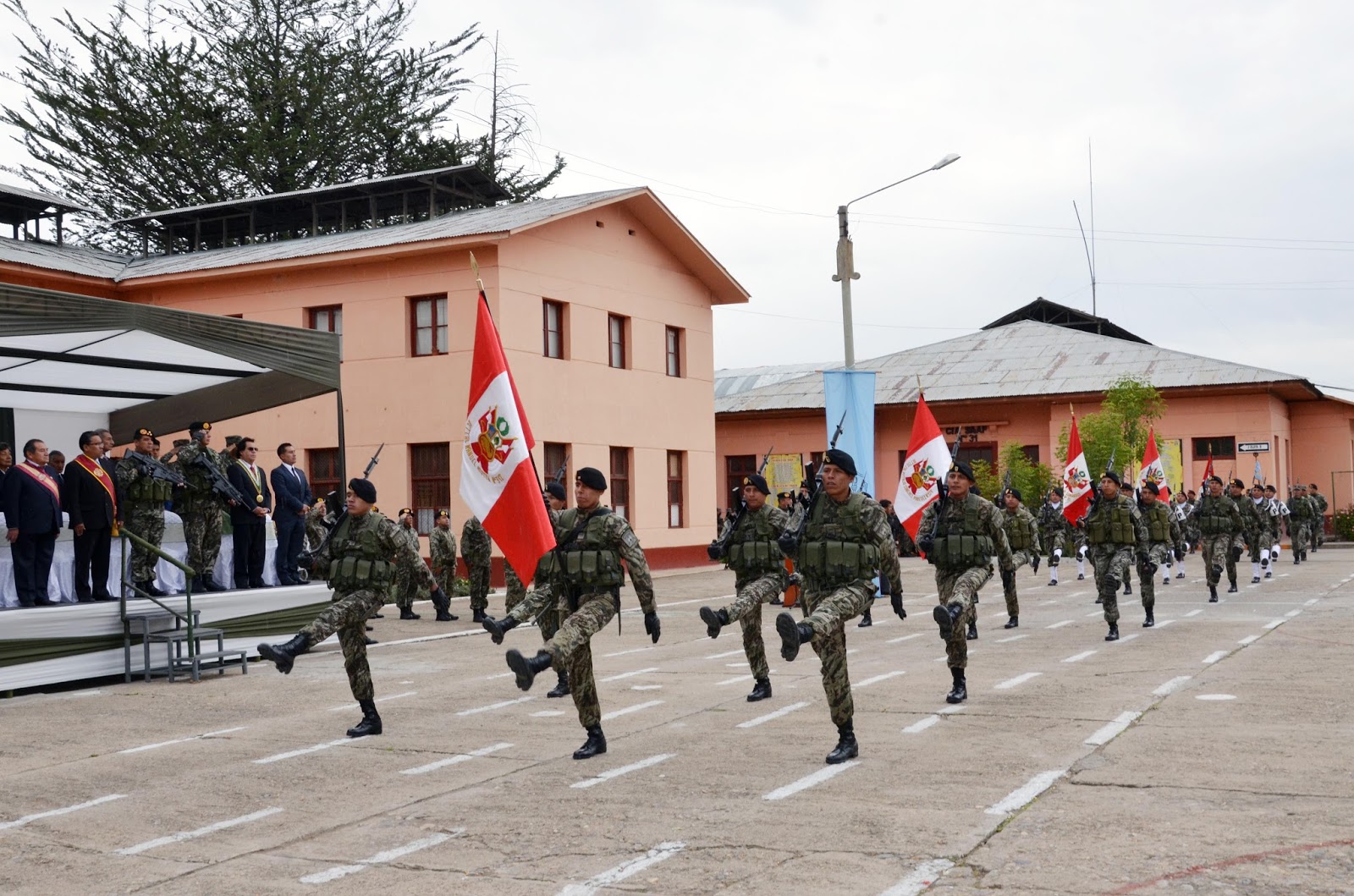 Nuestro Ejército en video: Conozca usted, a los nuevos mandos del ...