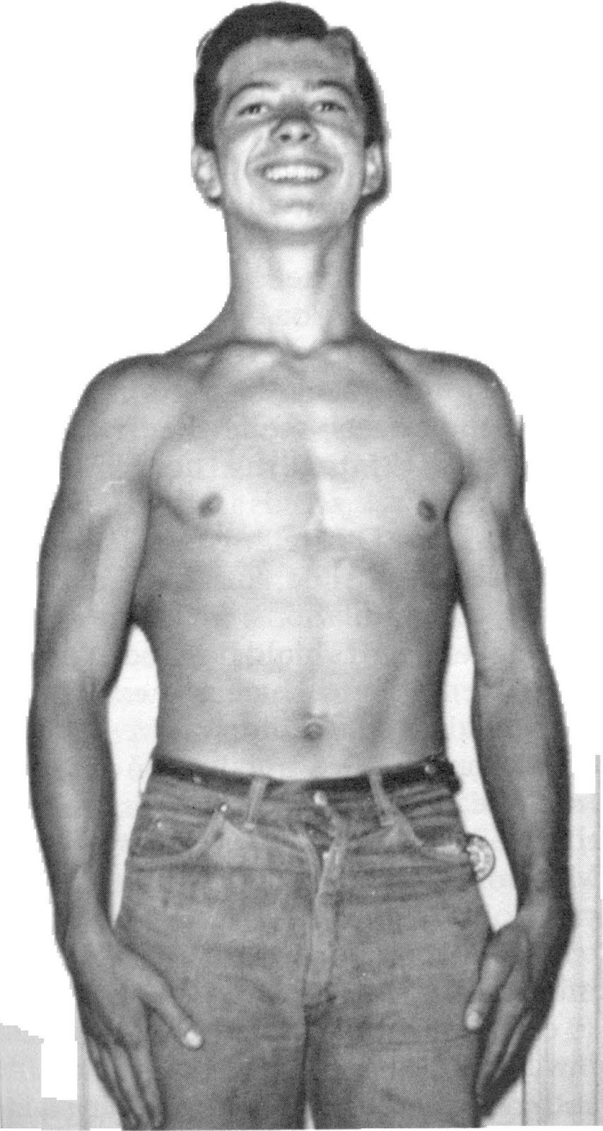 Néfi Workout: O primeiro Mr. Olympia, Larry Scott, era um mórmon fiel