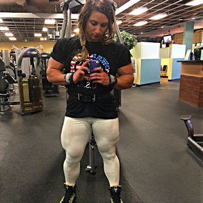 female bodybuilding: Female Bodybuilder Inspiration, Biceps And Triceps ...