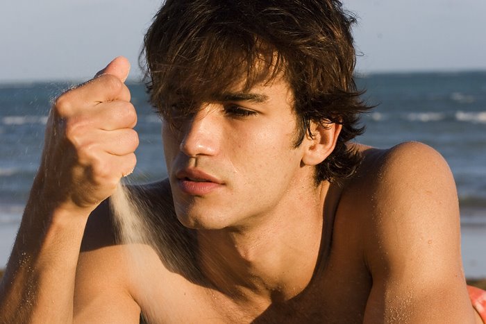 L'Homme du Jour: BRUNO SANTOS