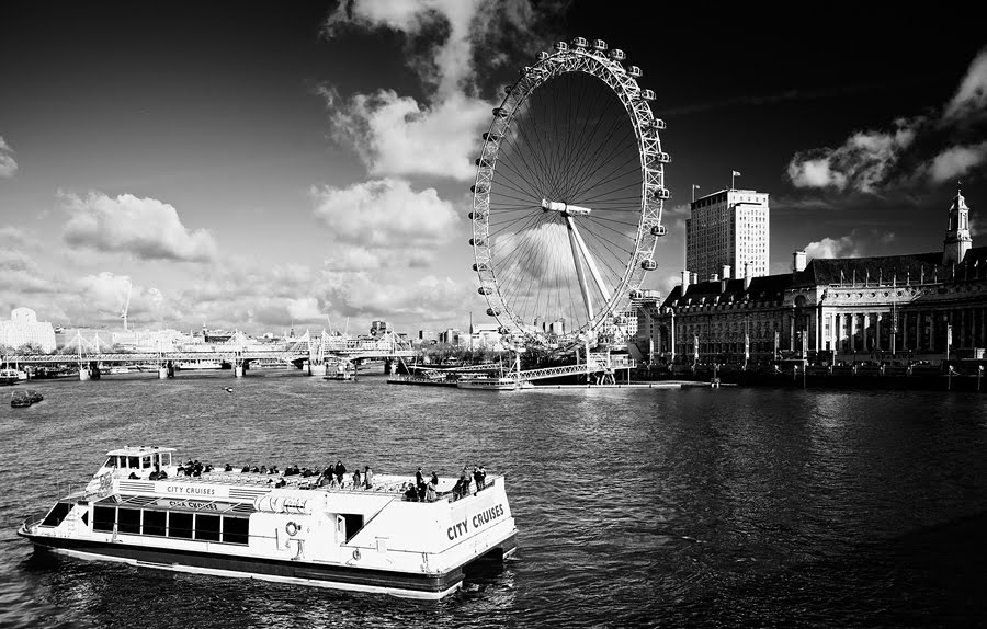 History of tourism - The Traveller