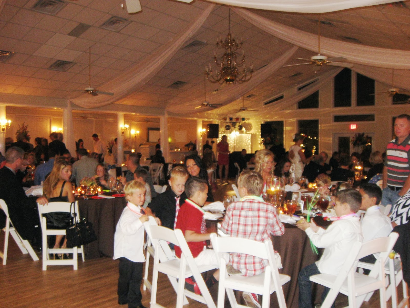 Walnut Creek Chapel: Melissa Geiger & Brandon Kitch Walnut Creek Chapel ...