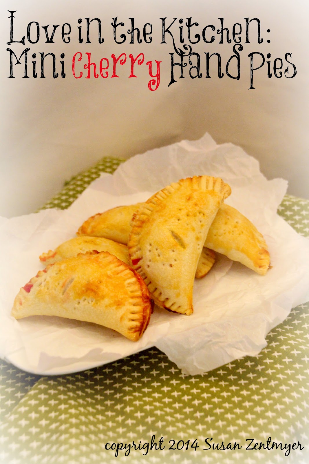 Love from the Kitchen: Mini Cherry Hand Pies