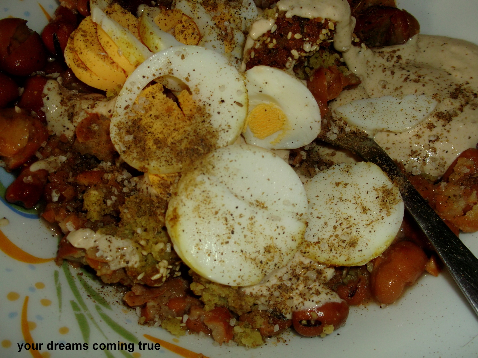 Egyptian Fool Medammess Beans With Tahini, Tomato / Lettuce Salad ...