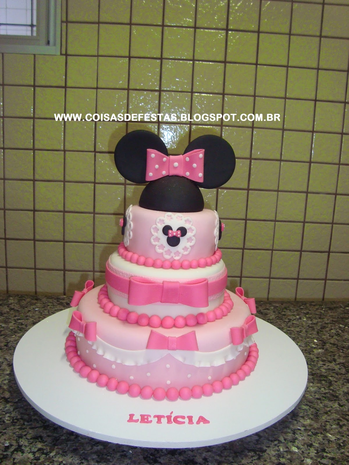 Coisas de Festas: Bolo Minie rosa