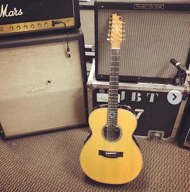 John Butler 使用guitar ・モデルついて