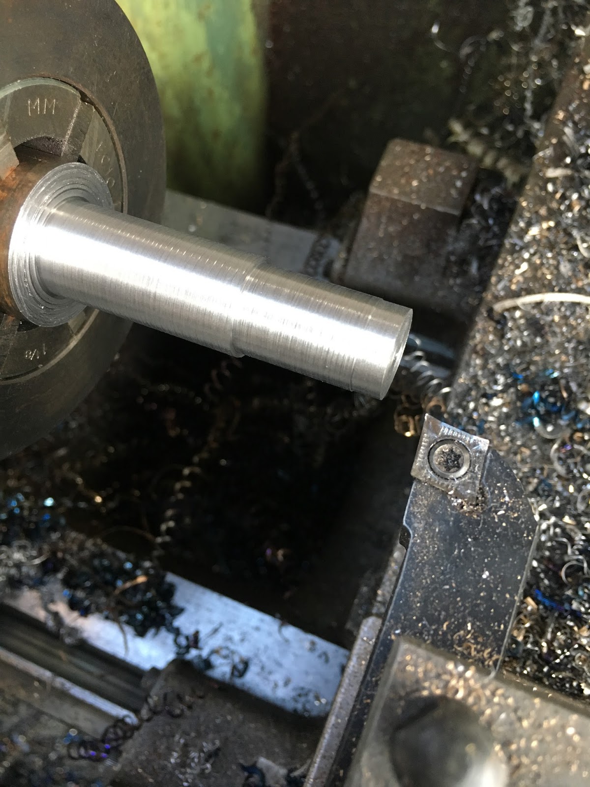 The Mighty Shiz: Chucking up - Chinese collets - new CCET turning inserts