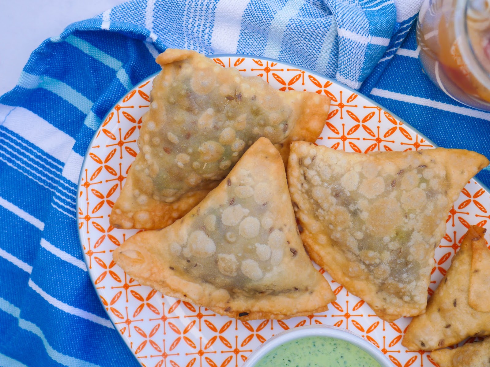 This Muslim Girl Bakes: Mini Pakistani Lamb Samosas.