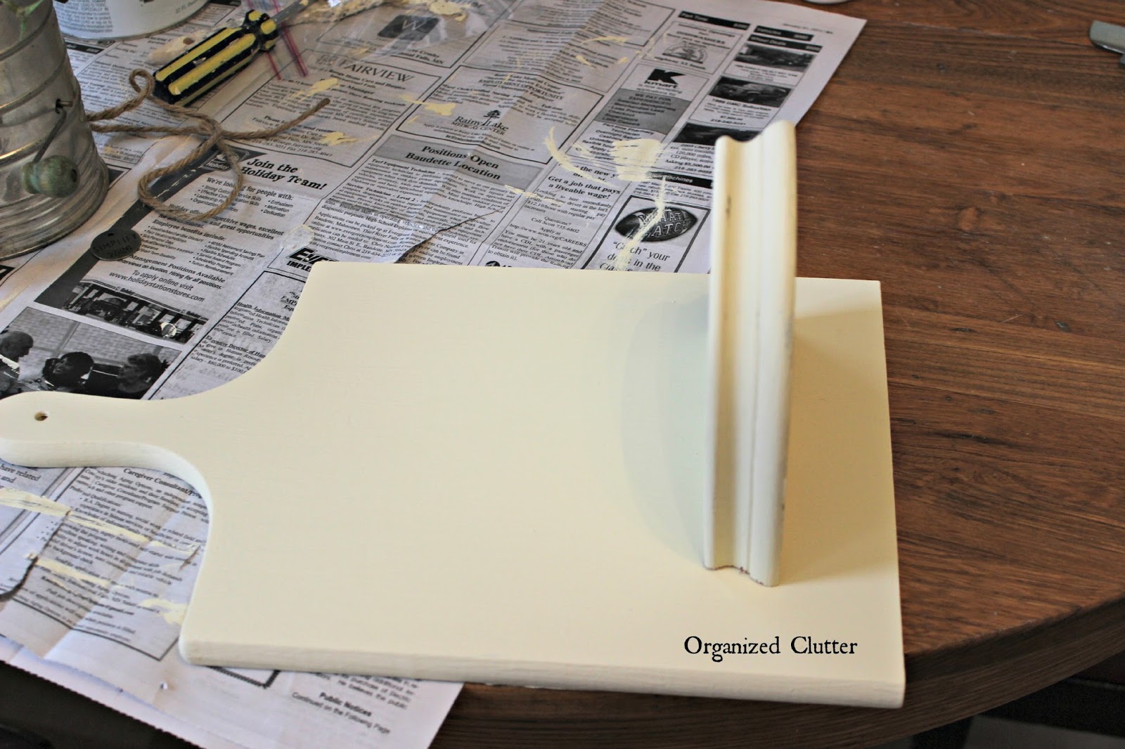 Kitschy Thrift Shop Breadboard Upcycle - Organized Clutter