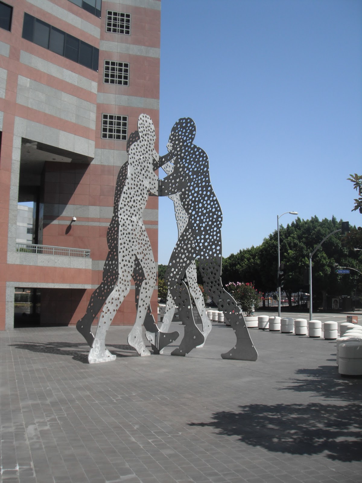 Things To Do In Los Angeles: Creepy in LA: Edward R. Roybal Federal ...