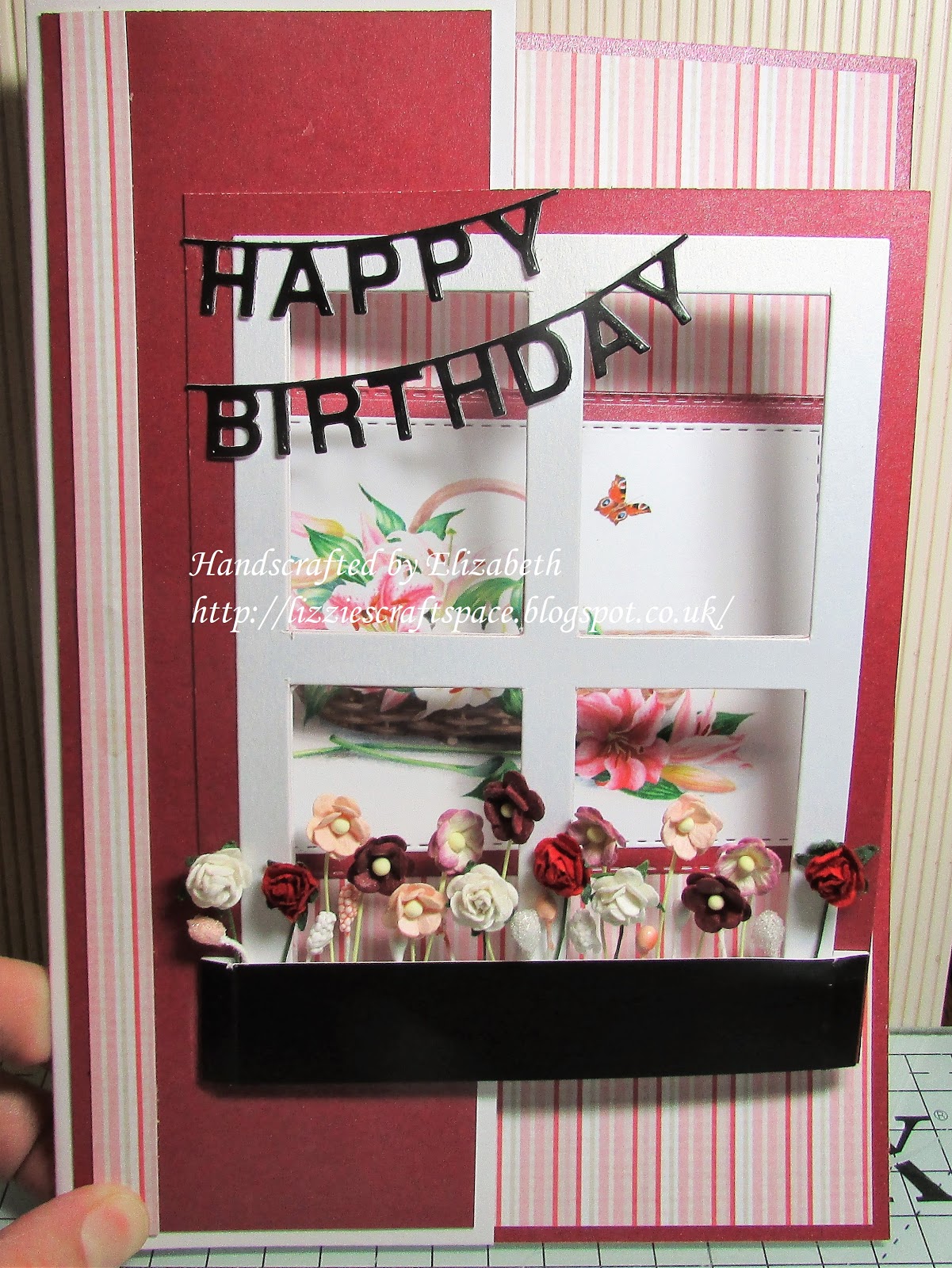 Lizzies craft space: Window Birthday Card