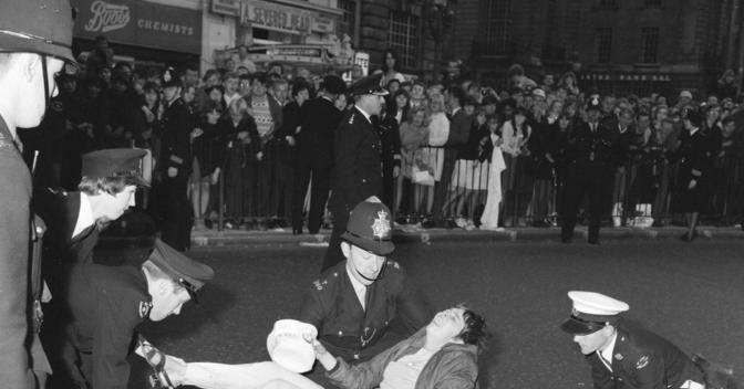 Meet the Beatles for Real: Help! for Beatle fans