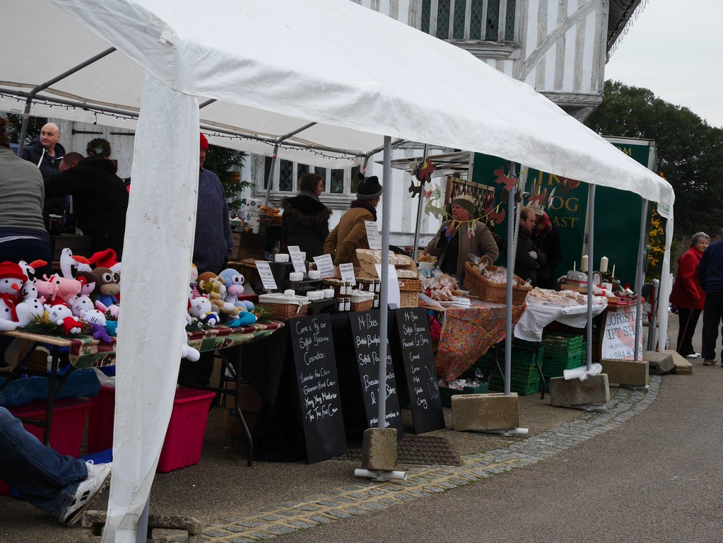 Tricia's Tales: Lavenham Christmas Fair and Flatford NT