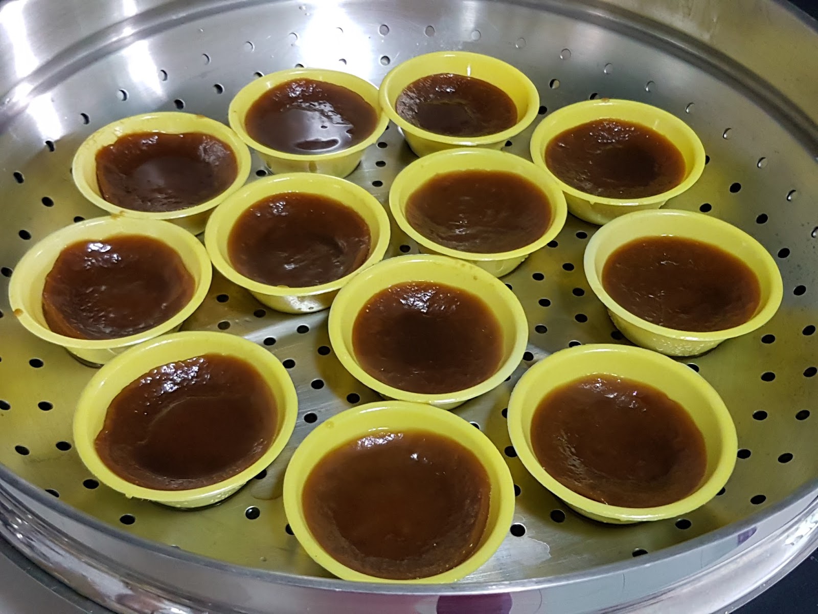 Kasher's Kitchen: Kutsinta (Kutchinta or Cuchinta)