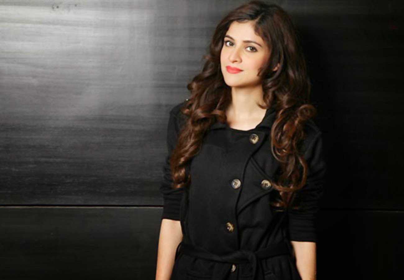 Areej Fatima Wallpapers