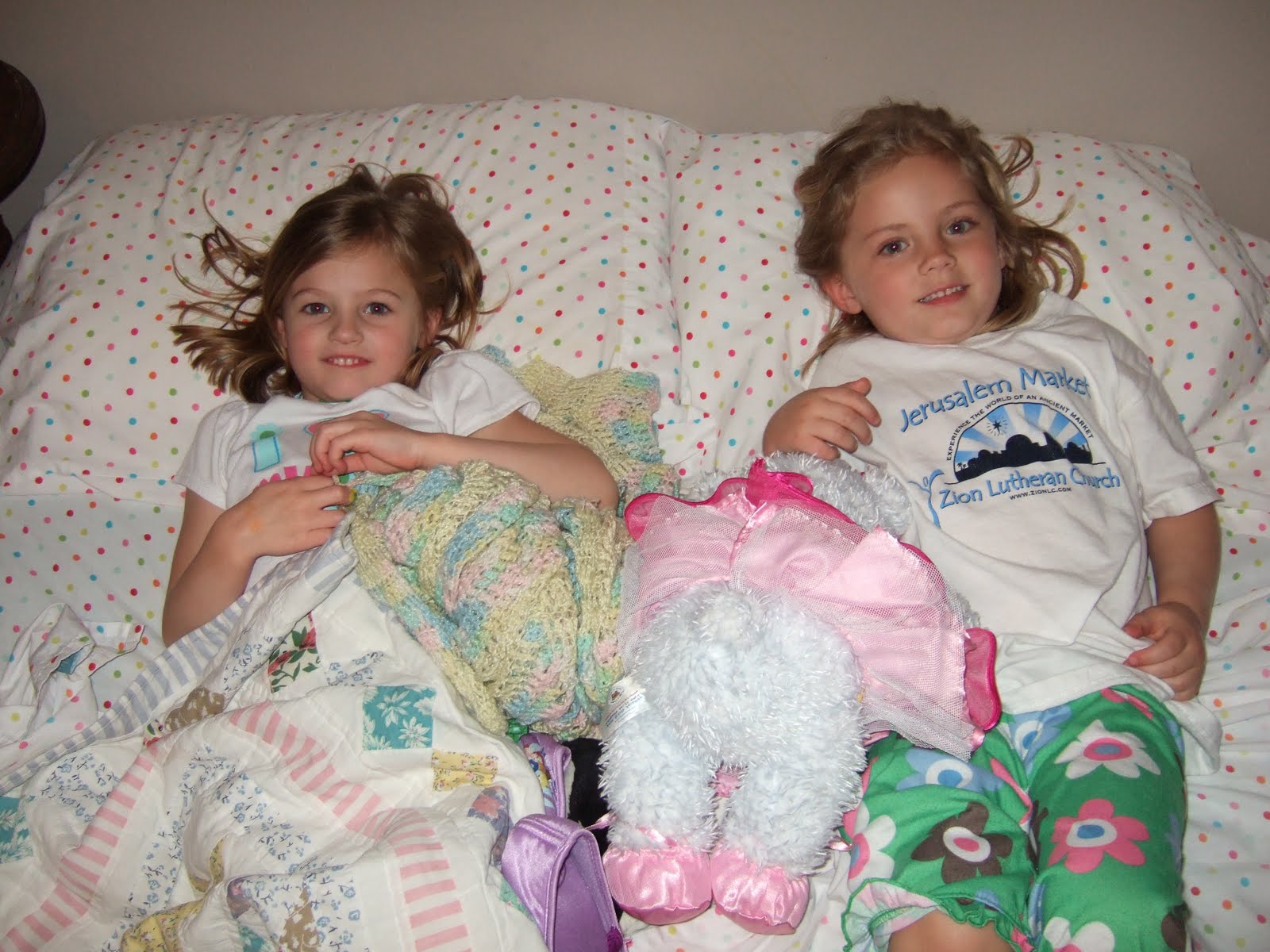 Harves Family Blog: Chloe's First Sleep Over!
