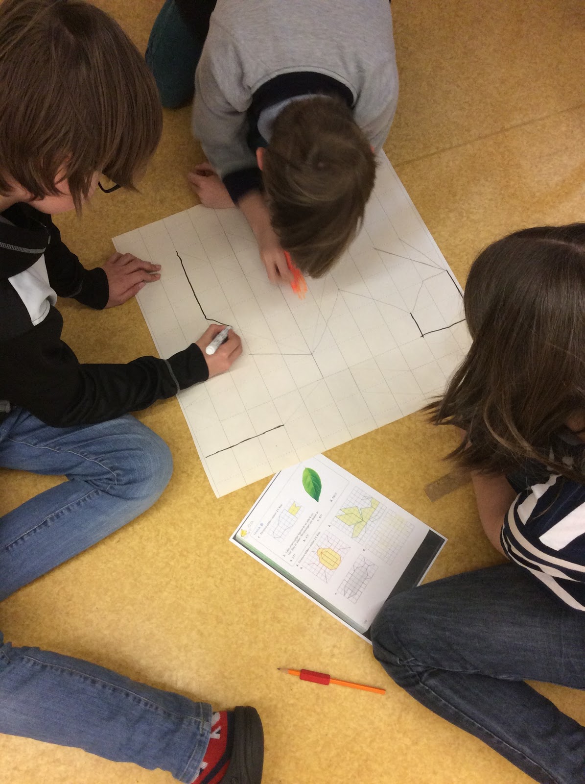 bilder från dagens mattelektion i 5a