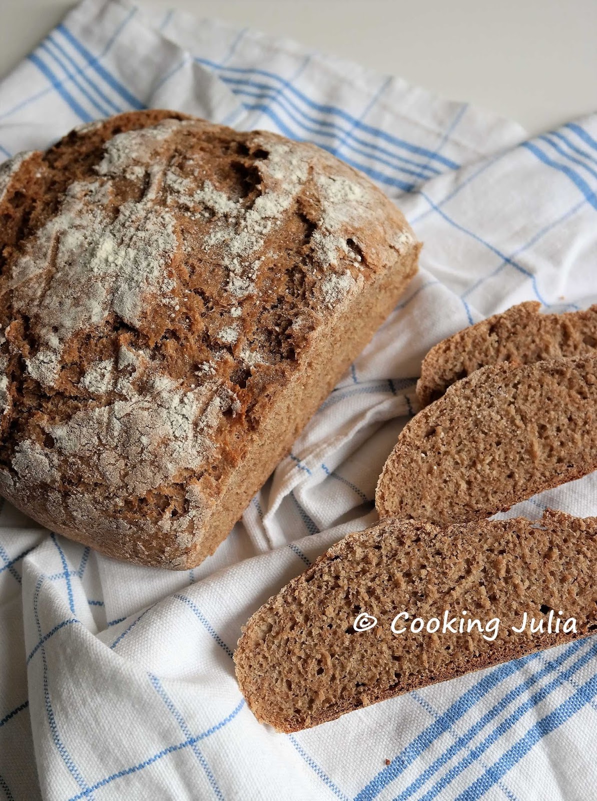 COOKING JULIA : PAIN INTÉGRAL TRÈS FACILE