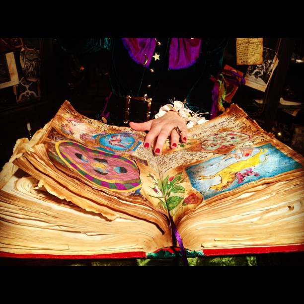 Shannon Shortcake (Makeup Addict): New Lime Crime Palette ALCHEMY To Be ...