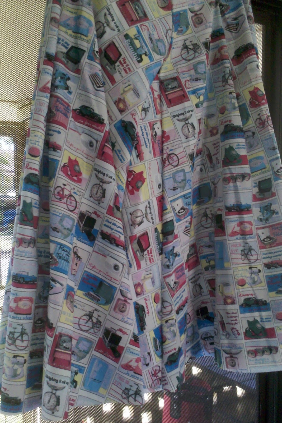 Vintage Ease: Week 4, Dress 4: Retro Butterick 5813