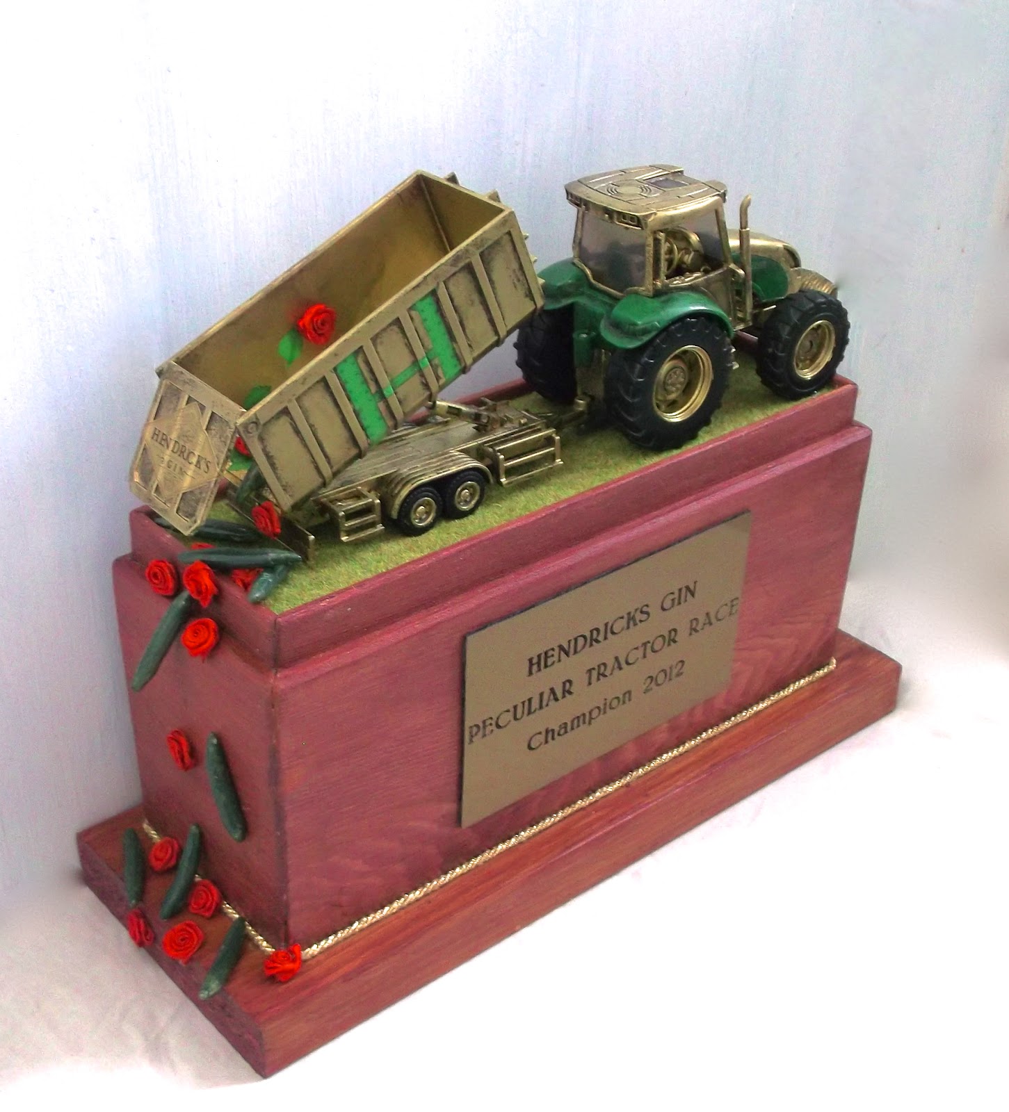 Bosman Productions: HG Unusual Tractor Race Trophy