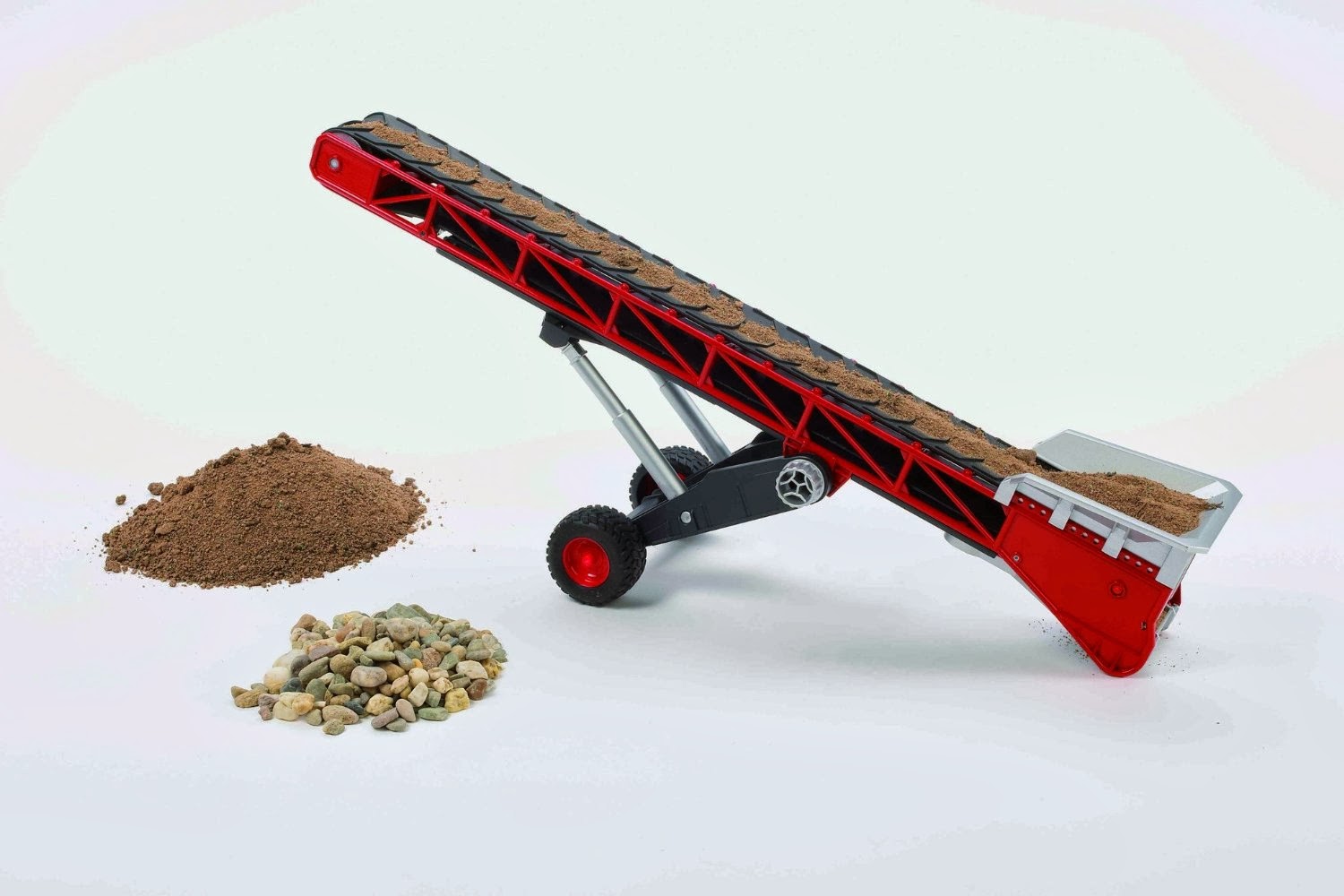 Preschool Engineering: Toy Review: Bruder Conveyor Belt