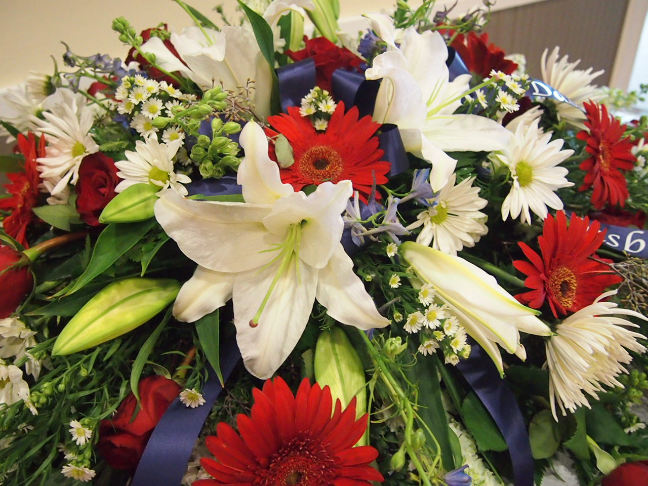 Robyns Floral and Design: Funeral Flowers