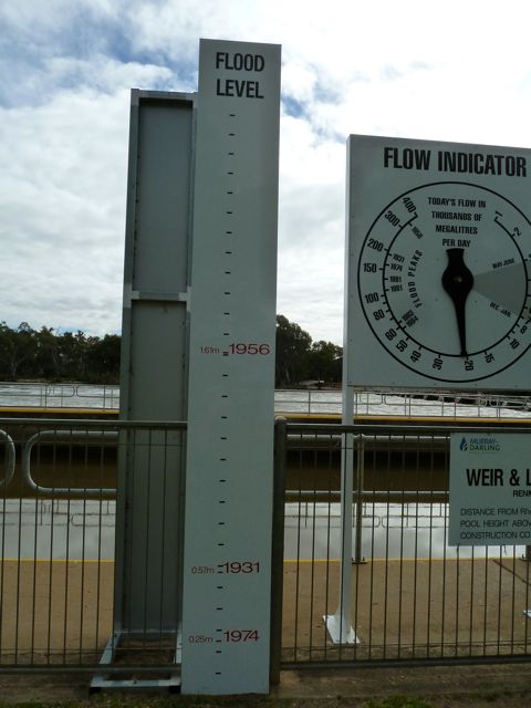 Peter and Vicki's Travel Blog: Thanks for the great time South ...