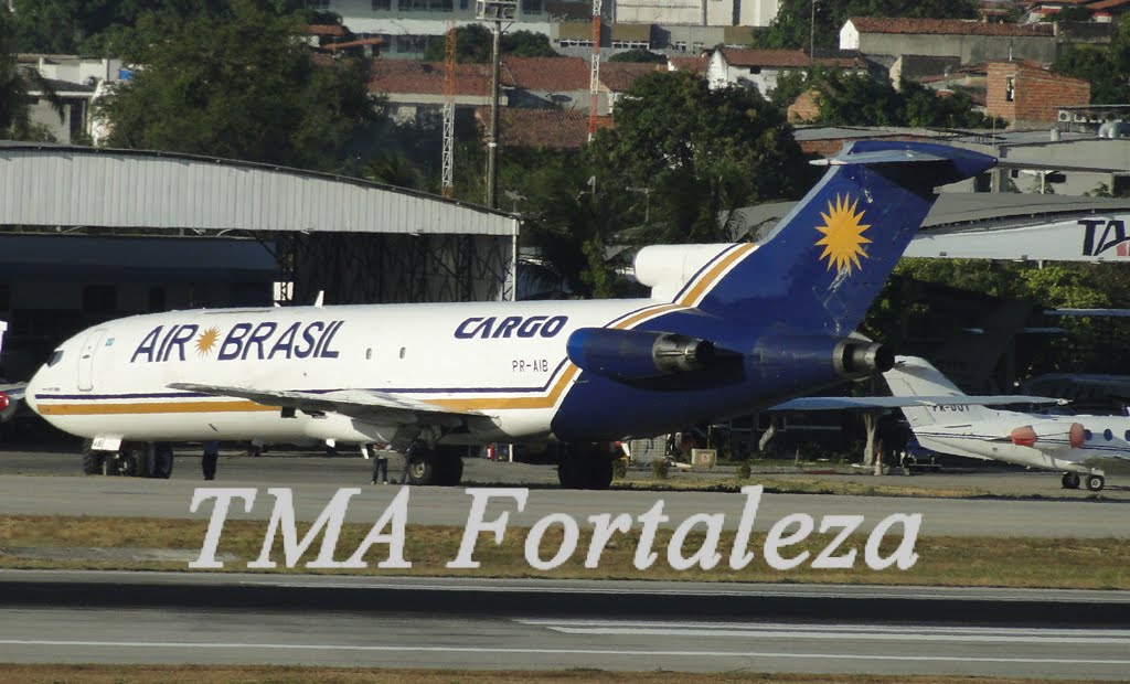 TMA Fortaleza: Boeing 727-227 PR-AIB Air Brasil Cargo