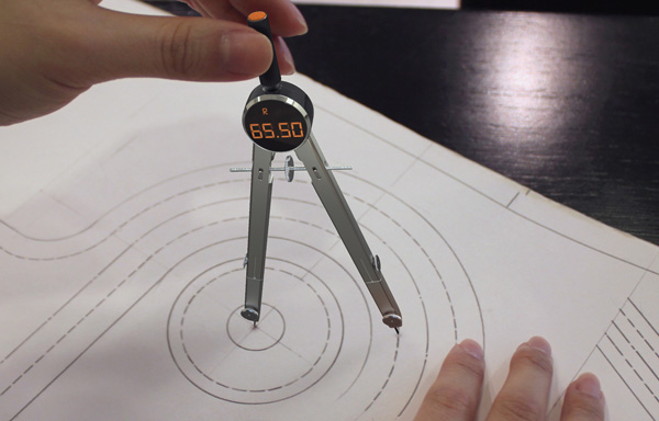 Quality Information : Digital Compass for Draw Perfect Circles