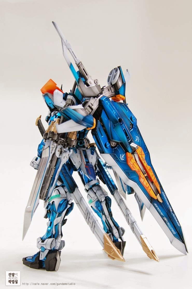 Custom Build: MG 1/100 Gundam Astray Blue Frame Second Revise + Caletvwlch