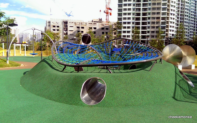 Cheekiemonkies: Singapore Parenting & Lifestyle Blog: Only 5 Vertical ...