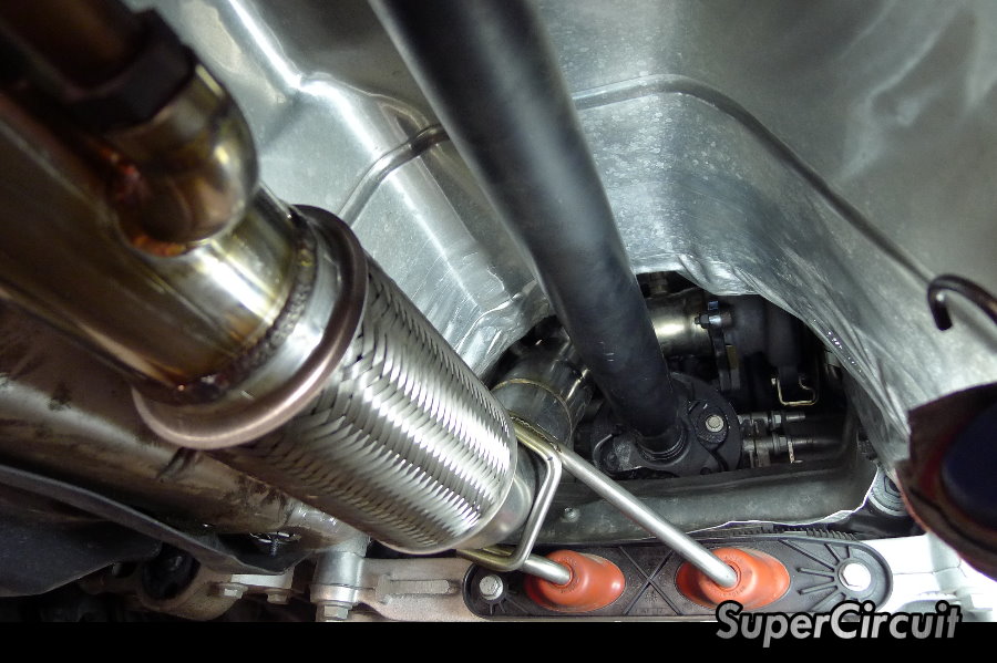 SUPERCIRCUIT Exhaust Pro Shop: VW Golf R Downpipe with 22PS extra horse ...